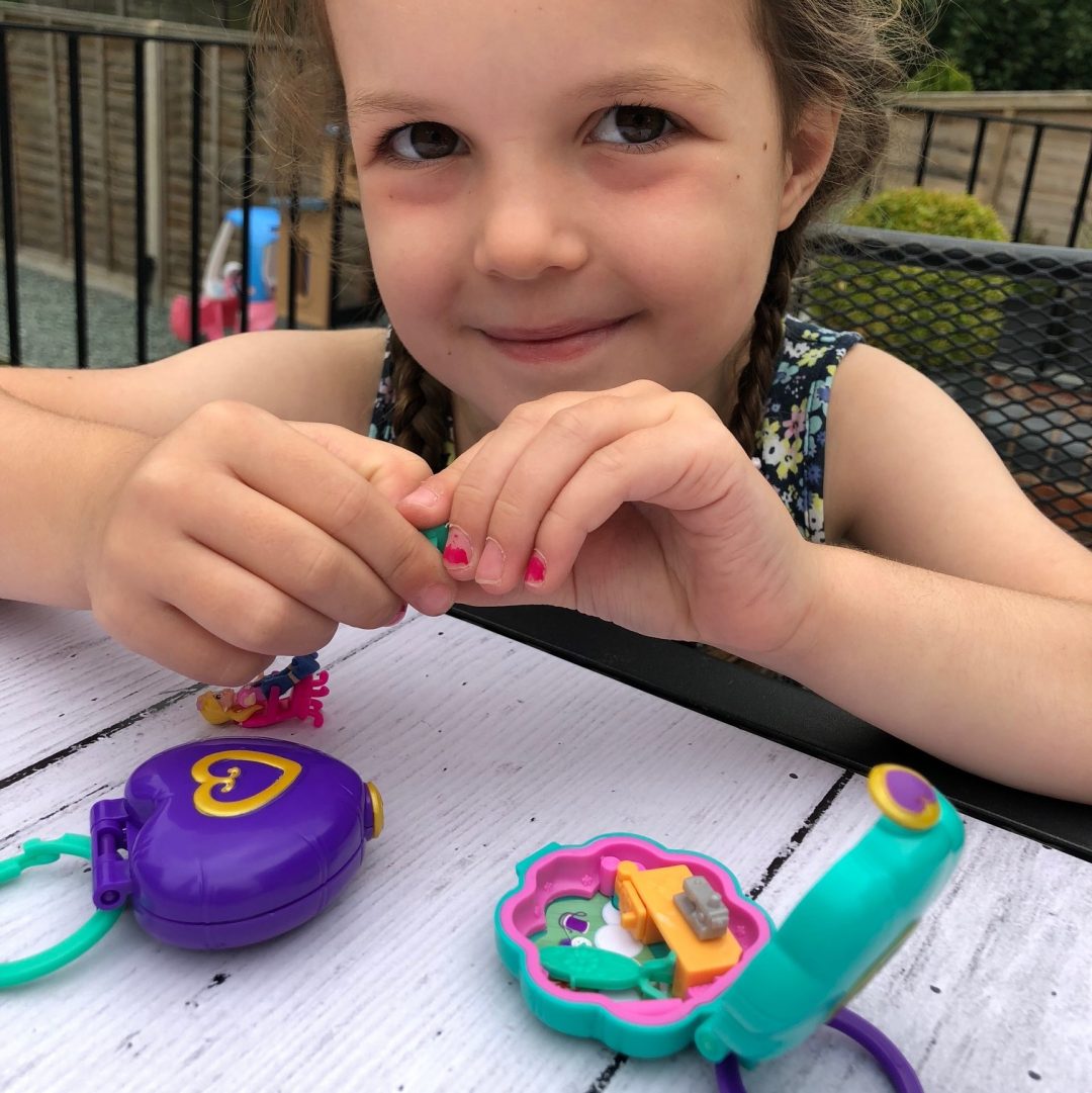 REVIEW & GIVEAWAY- *NEW* Polly Pocket Mini Compacts - Real Mum Reviews
