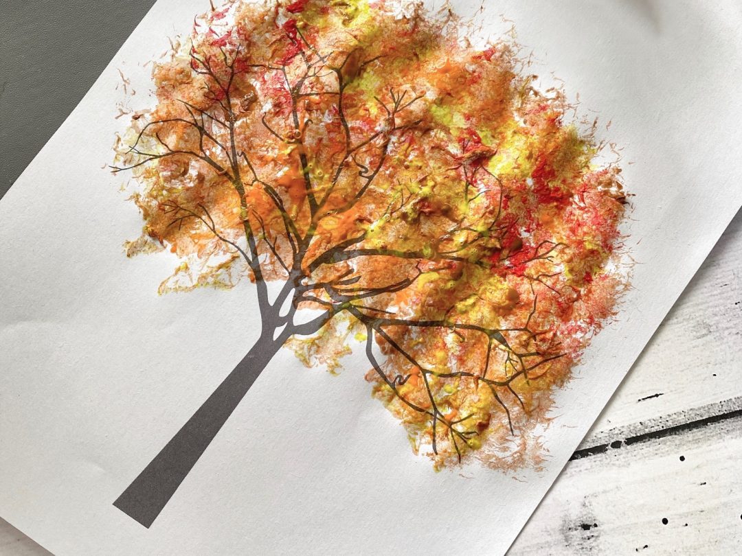 Autumn Tree Crafts (FREE PRINTABLE DOWNLOAD) - Real Mum Reviews