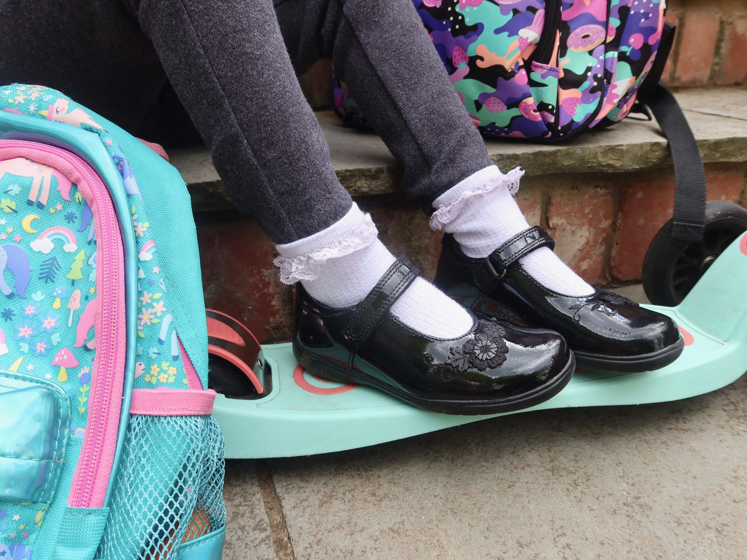 How to find the perfect school shoe - Real Mum Reviews