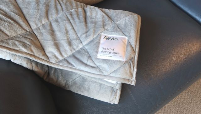 Mela Weighted Blanket Review (Aeyla) - Real Mum Reviews